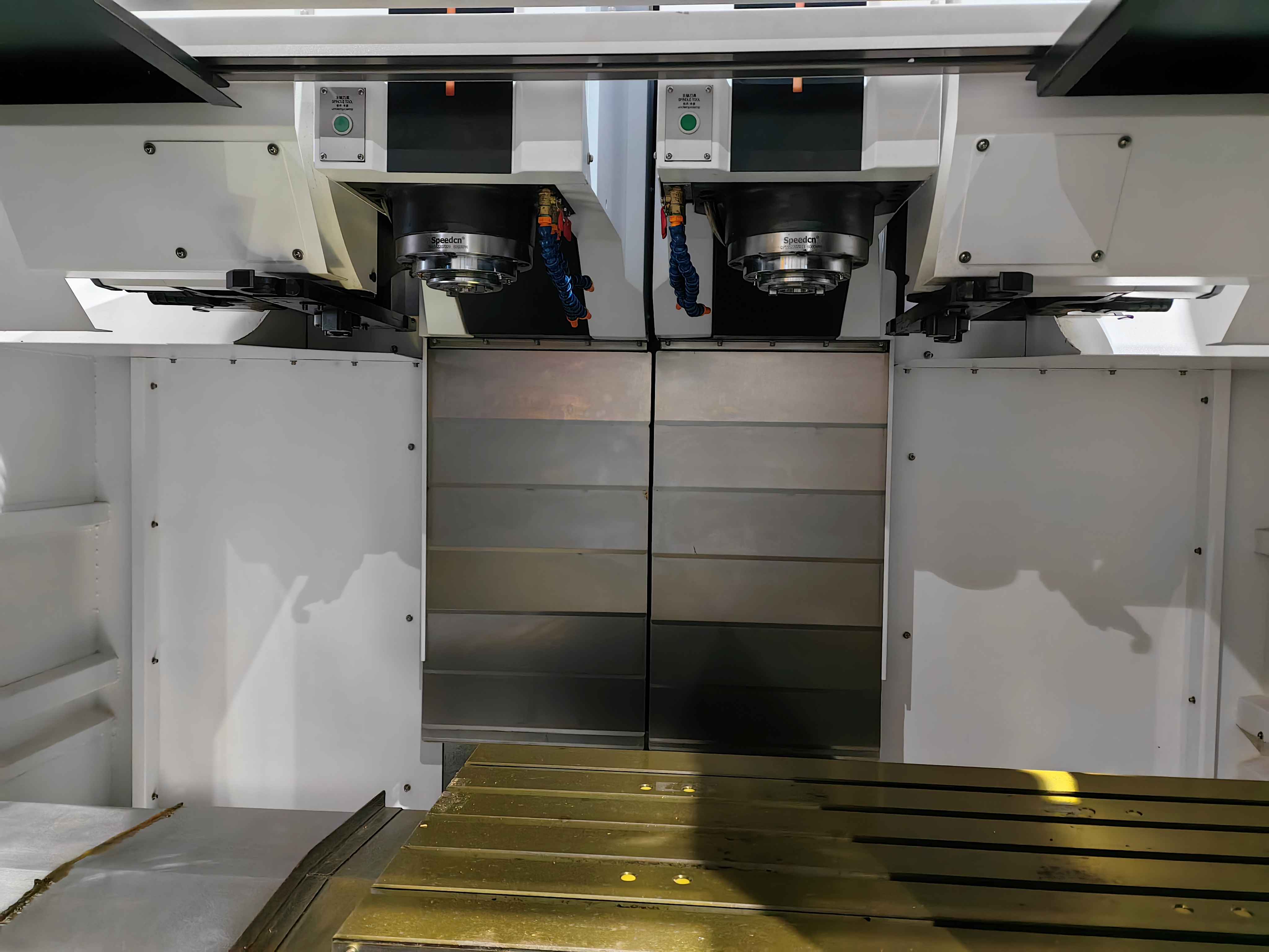 Twin-Spindle Moving Column VMC with Twin-ATC DVM500S - Sinto CNC Equipment